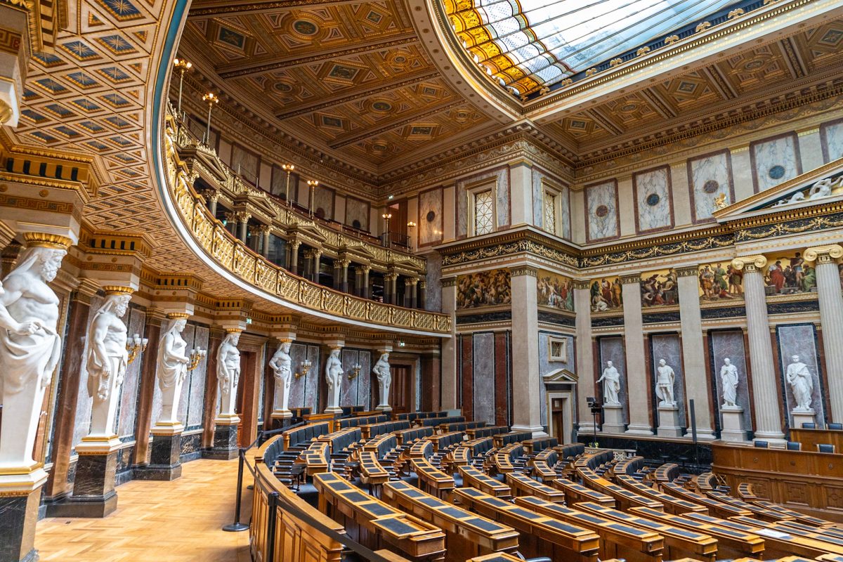 Das Parlament in Wien –Dein Guide zur kostenlosen Besichtigung – Know ...